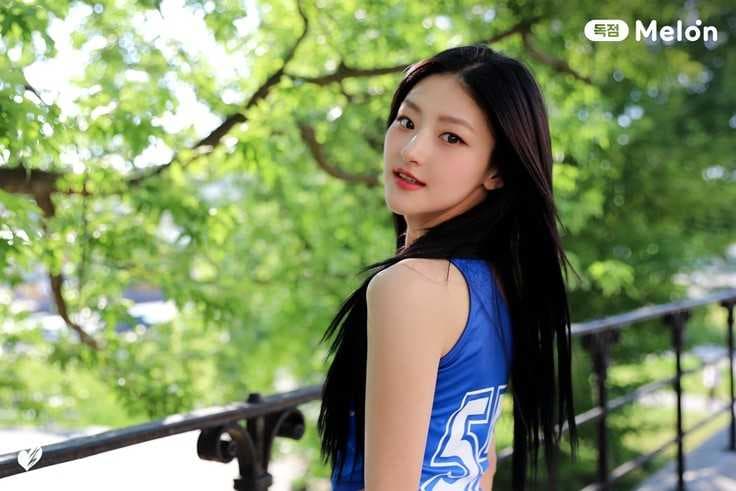 #集中討論 KISS OF LIFE 數位單曲‘’Sticky‘’回歸 ️🏖 - B43-4 留言 | Dcard