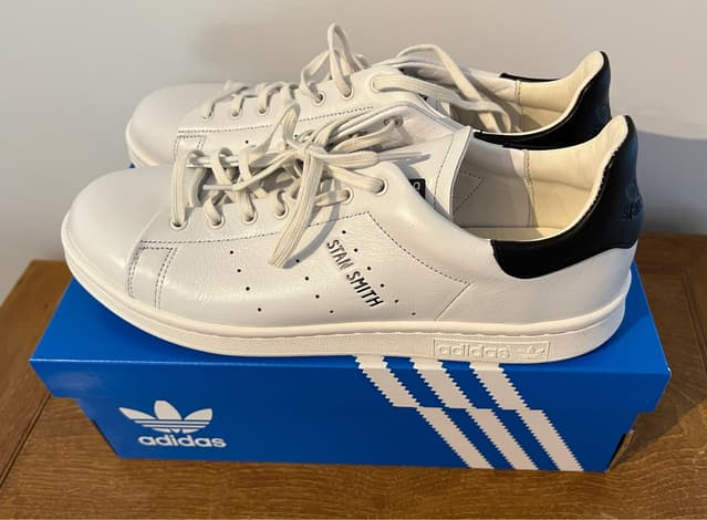 #分享 #開箱 Y-3 和 Adidas Stan Smith & Ultraboost - 穿搭板 | Dcard