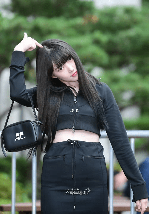 #集中討論 YERIN 迷你二輯 [Ready, Set, LOVE] 回歸🕹 - B66-2 留言 | Dcard