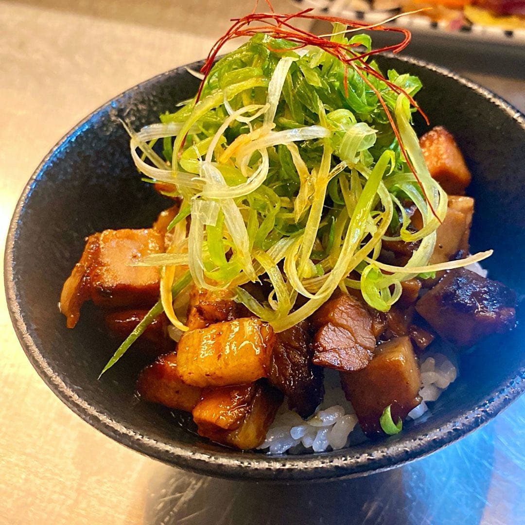 #食記 拉麵店的美味叉燒飯5選 - 拉麵板 | Dcard