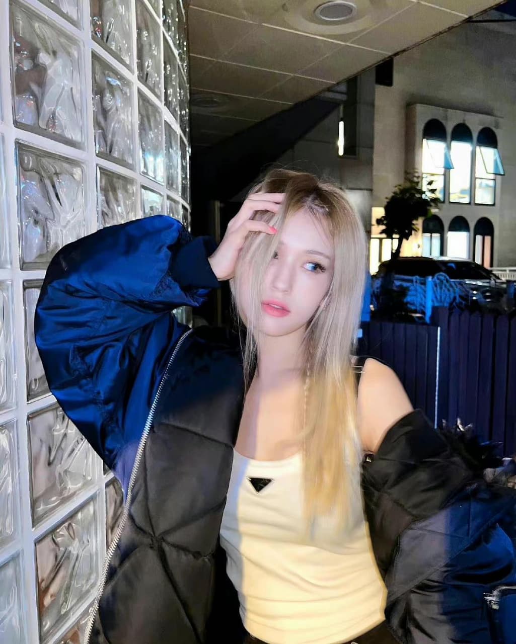 #分享 Somi成為PRADA品牌大使！ - 追星板 | Dcard