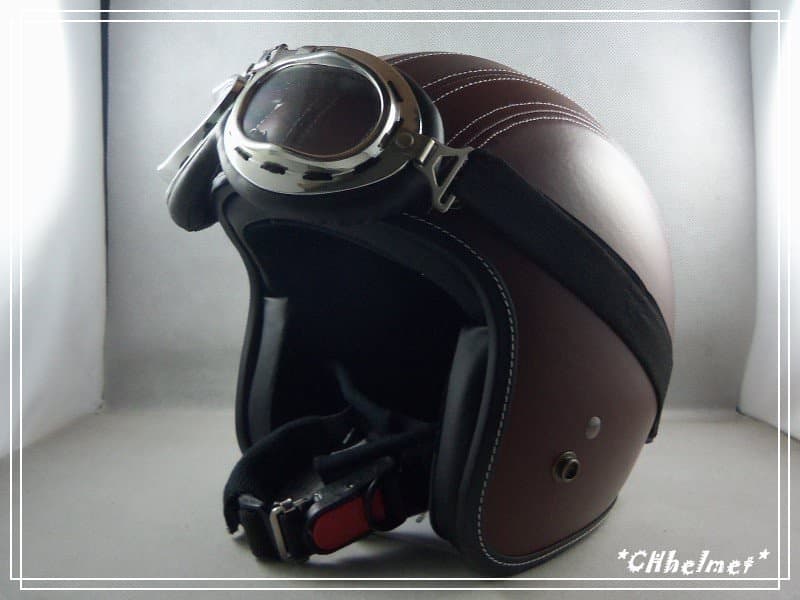 #問 M2R 300 皮革安全帽 - 機車板 | Dcard