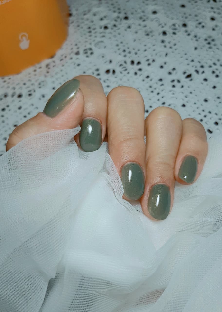 分享 單色建構真的療癒🥰 美甲板 Dcard