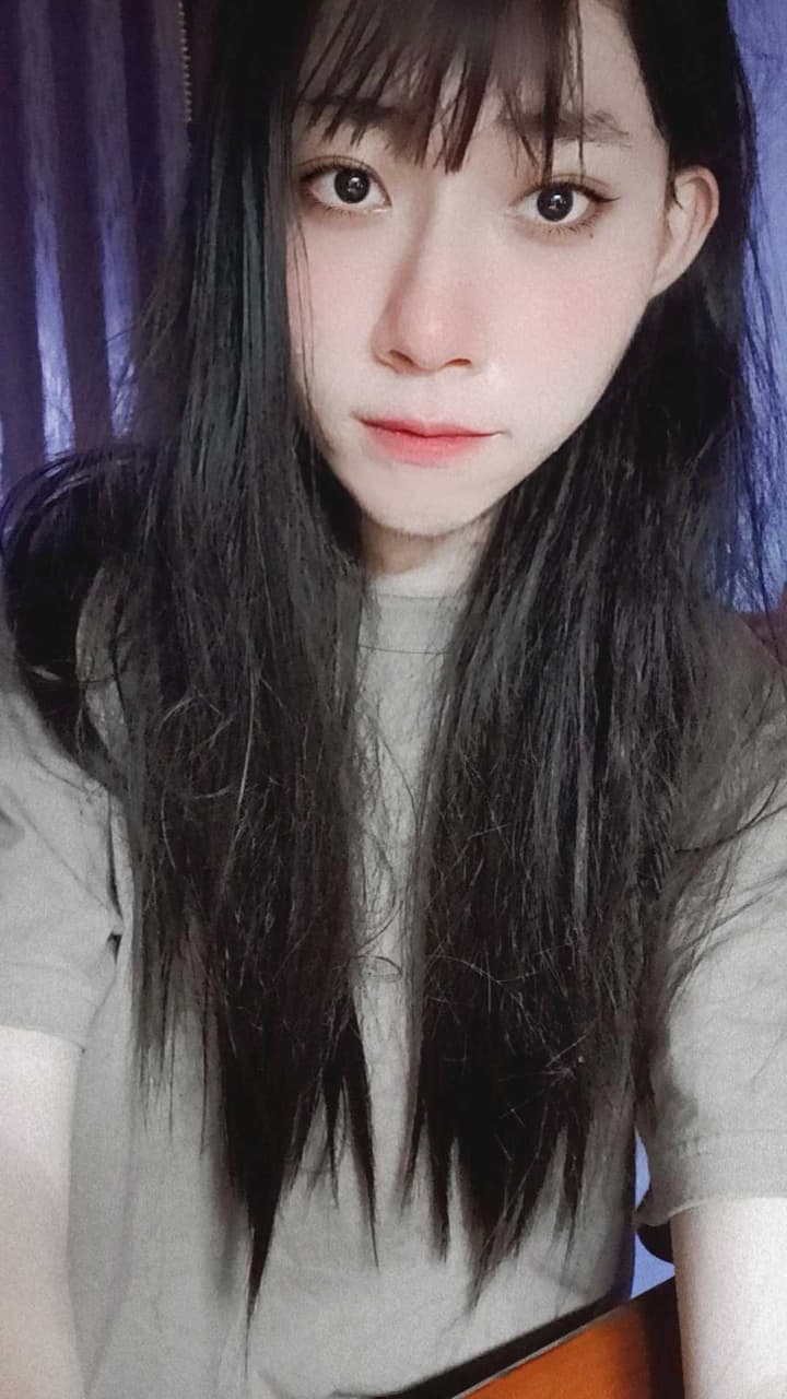好久沒黑髮了 - 稚瑄 (@qwert604) | Dcard