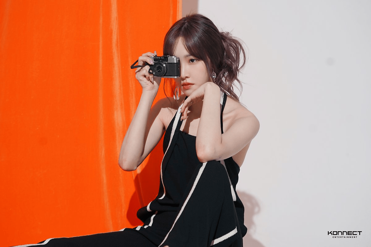 #翻譯 #Post 220901【YujuPost】"Yuju=畫報美食店" 承認1004次！ - GFRIEND板 | Dcard