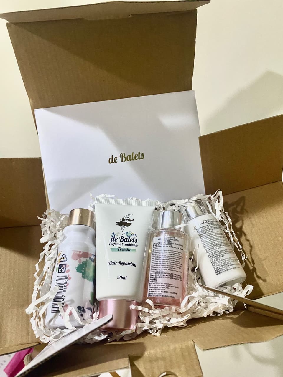 #開箱 #開箱小巴黎 de Balets 試用組 - 美妝板 | Dcard