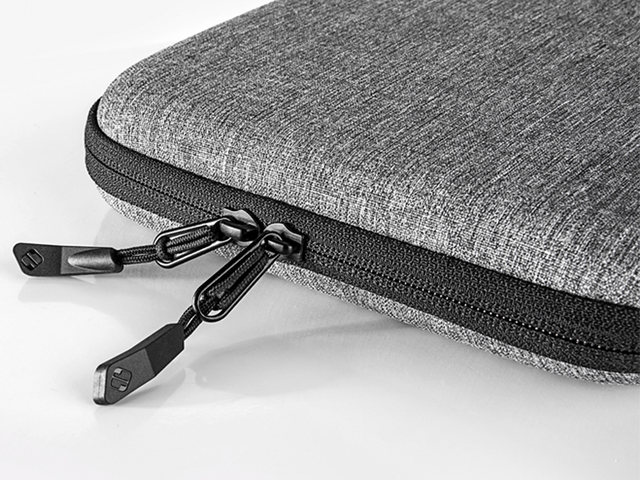 Tomtoc｜多功能平板硬殼收納包 - 3C板 | Dcard