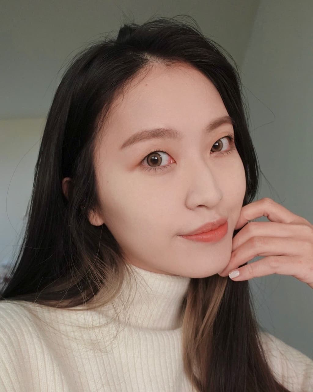 新年快樂！新春隱眼清單我的pick! 哪一款好看? OPT & Lenstown - 柴可夫斯吉 (@vera.w__) | Dcard