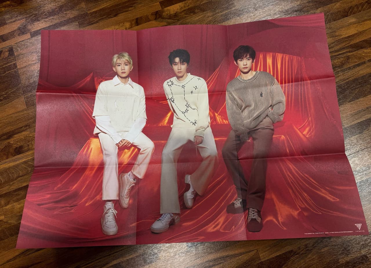 #分享 #開箱 TF BOYS 十週年專輯 - 中國明星板 | Dcard