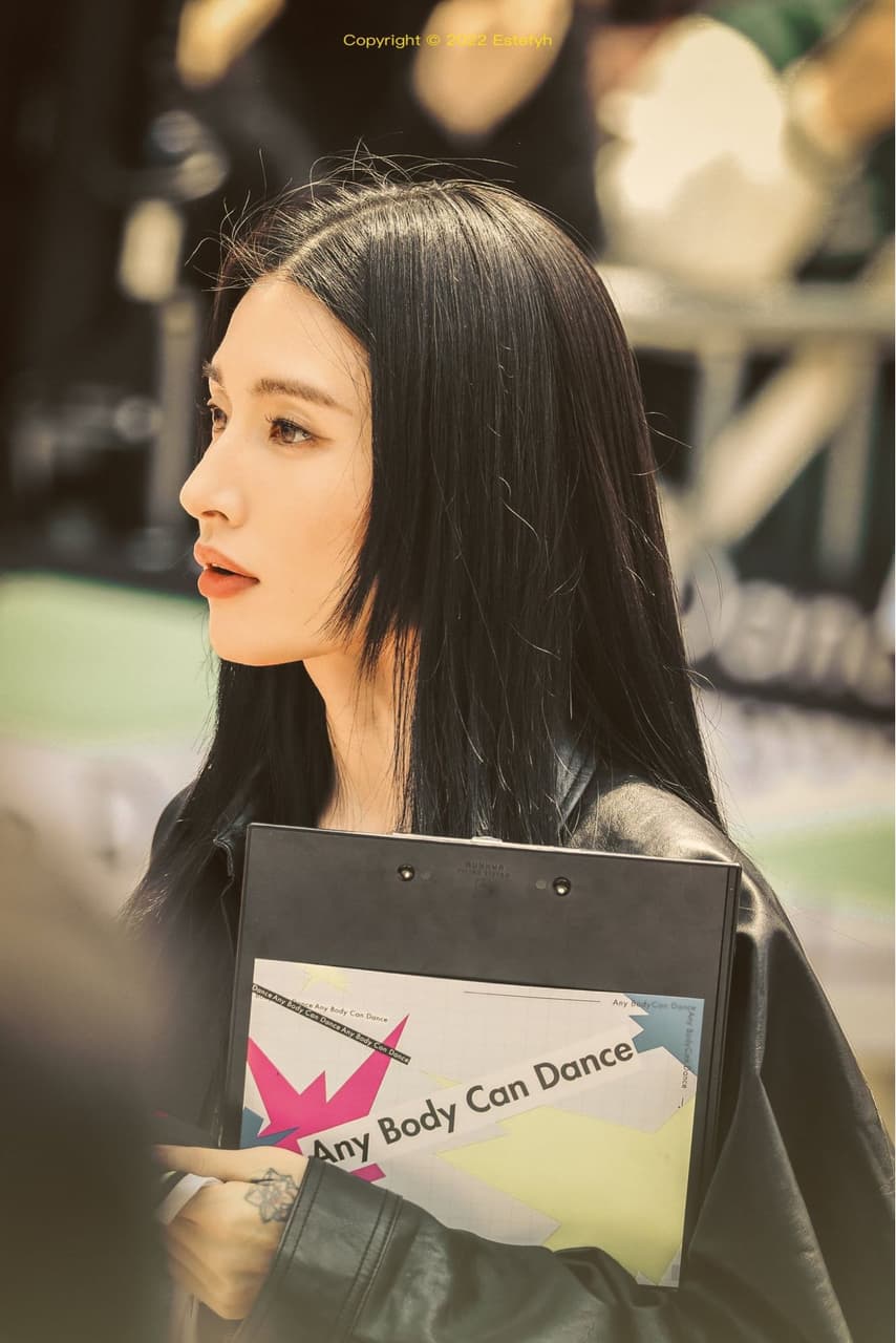 #分享 Happy MONIKA Day (內有活動） - 追星板 | Dcard