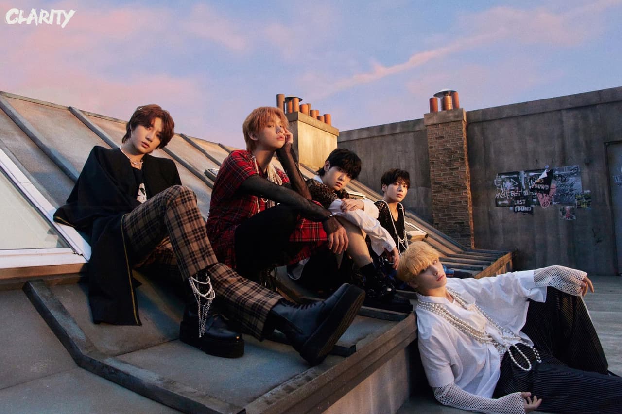 #集中討論 TXT 正規三輯 𝑻𝒉𝒆 𝑵𝒂𝒎𝒆 𝑪𝒉𝒂𝒑𝒕𝒆𝒓 : 𝑭𝑹𝑬𝑬𝑭𝑨𝑳𝑳 回歸 - TOMORROW X TOGETHER板 | Dcard