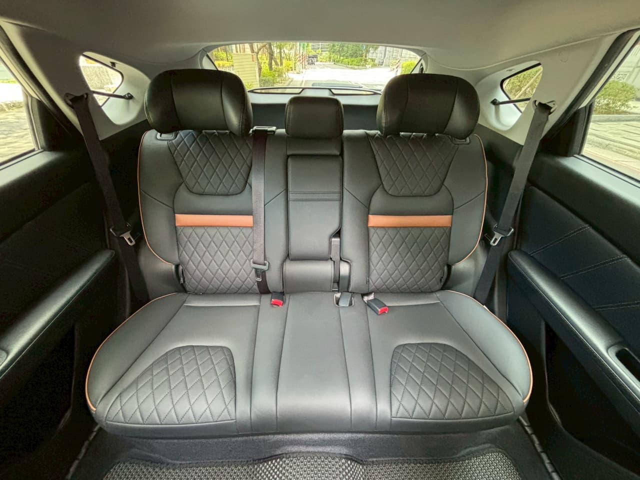 2017 LUXGEN U6 ECO HYPER 1.8T 3D安全型(已售出) - 阿文口袋名單好車 (@wenyao1996) | Dcard