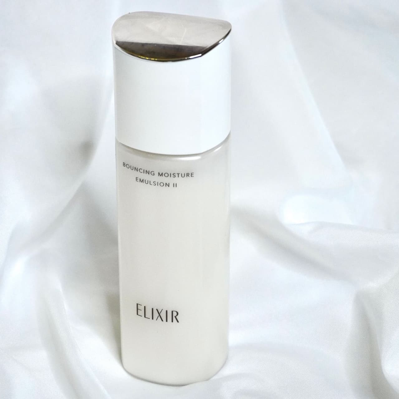 2023年不用會後悔的膠原精華水？台灣終於進了!! ELIXIR怡麗絲爾 膠原精華水 - 王凱特 (@kate0410) | Dcard