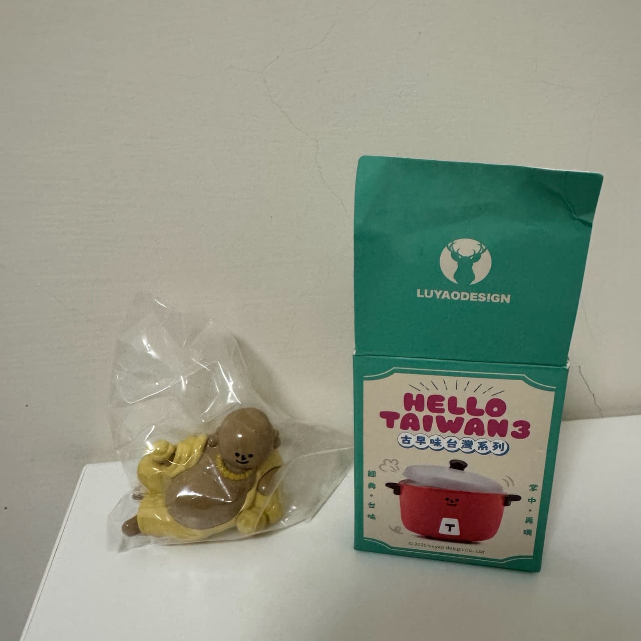 #贈送 鬼滅之刃IMAX海報/頭皮按摩梳/桃花達摩/公仔 - 贈物板 | Dcard