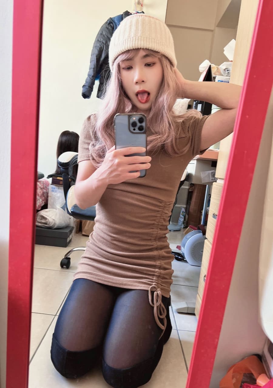 舊舊舊照 - 偽娘板 | Dcard