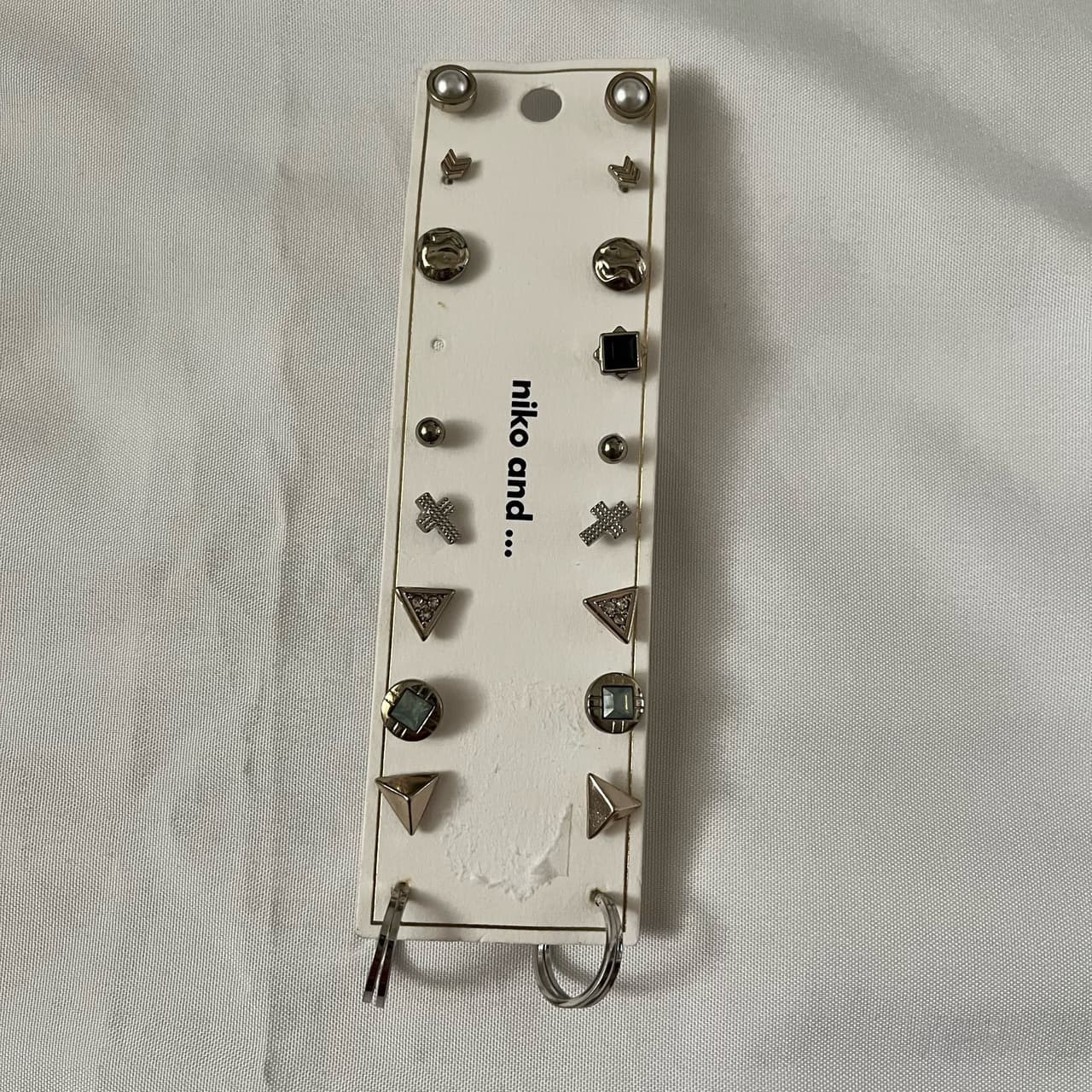 #我要賣 (降價)二手耳環 - 二手交易板 | Dcard