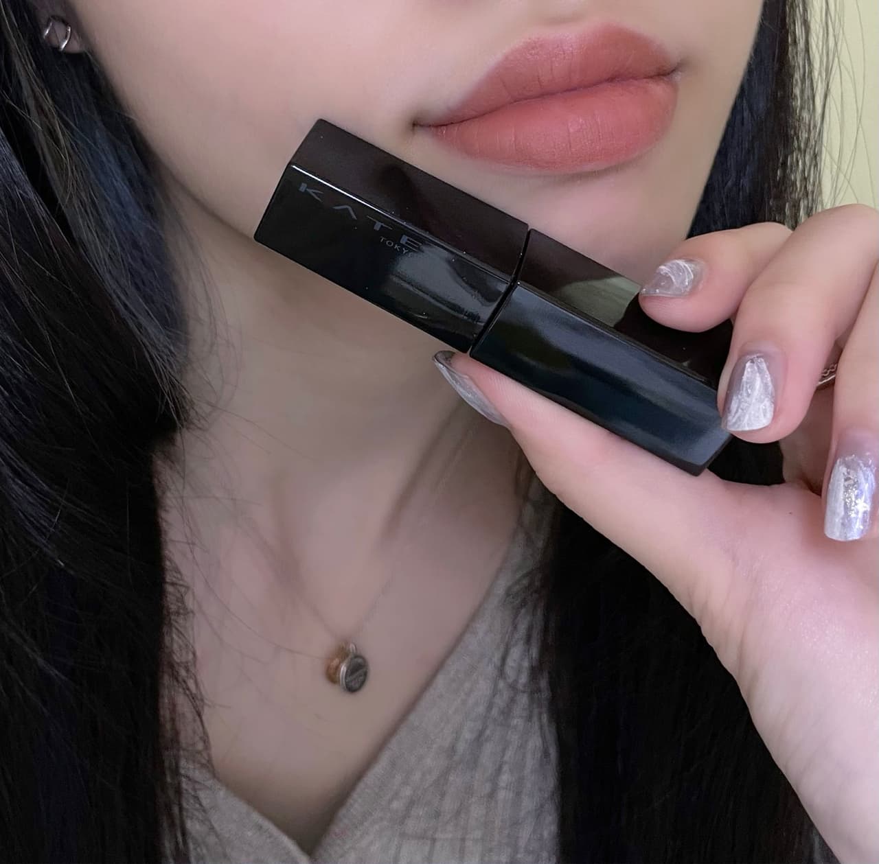 #分享 KATE怪獸級持色唇釉M05（新品） - 美妝板 | Dcard