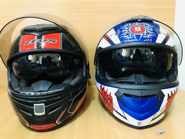 Zs1200e,m2r f5心得+比較 - 機車板 | Dcard