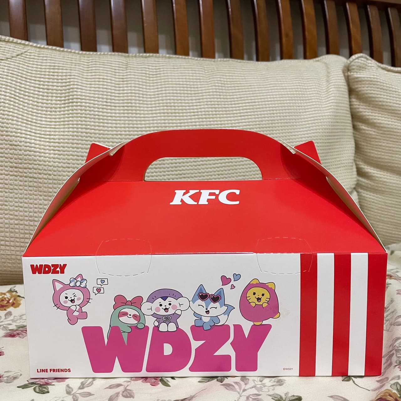 #7/7更新 WDZY X 台灣肯德基限定合作 - B56 留言 | Dcard