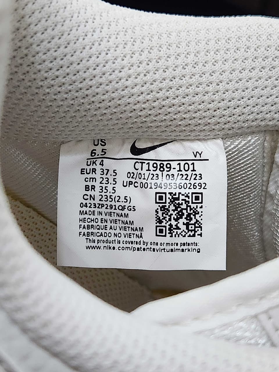 #詢問 yahoo跟momo跟PChome的鞋子一定是正貨嗎 - 網路購物板 | Dcard