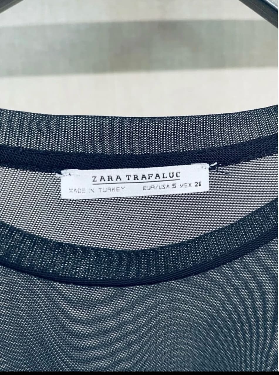 #我要賣 Zara 網紗透膚上衣 - 二手交易板 | Dcard