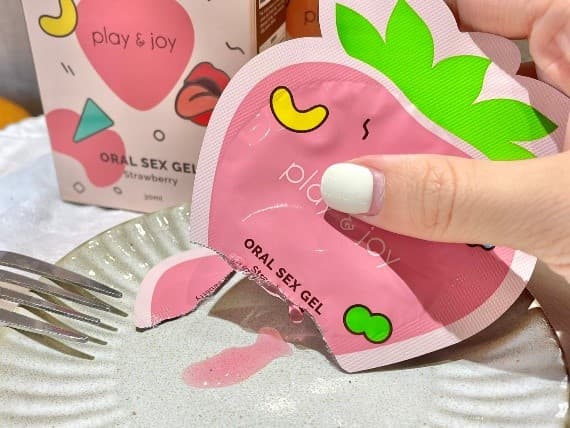 GINRO｜燃點激情，從這款情趣口交液開始！💋 - 西斯板 | Dcard