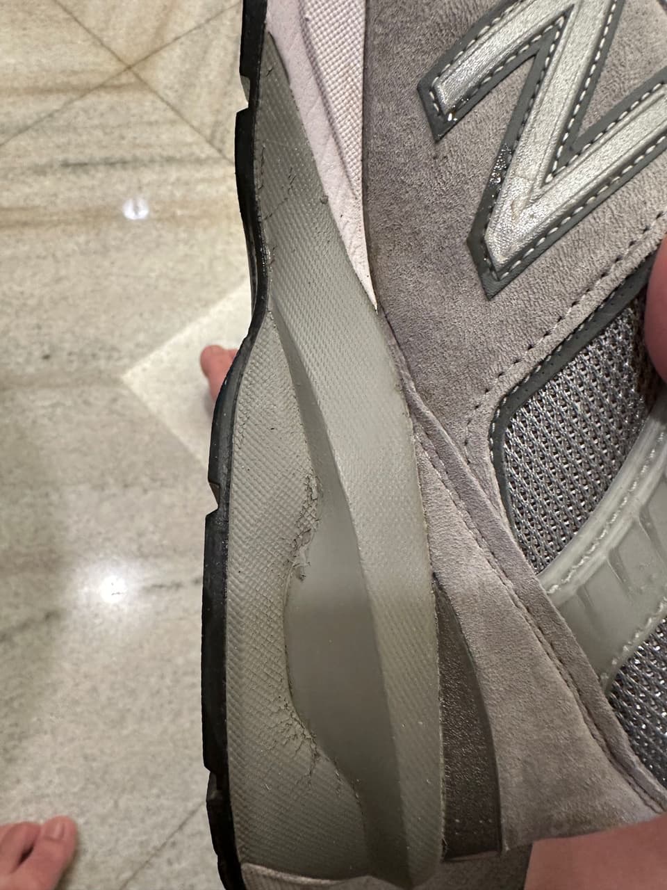 #詢問 NB 990V5 - 穿搭板 | Dcard