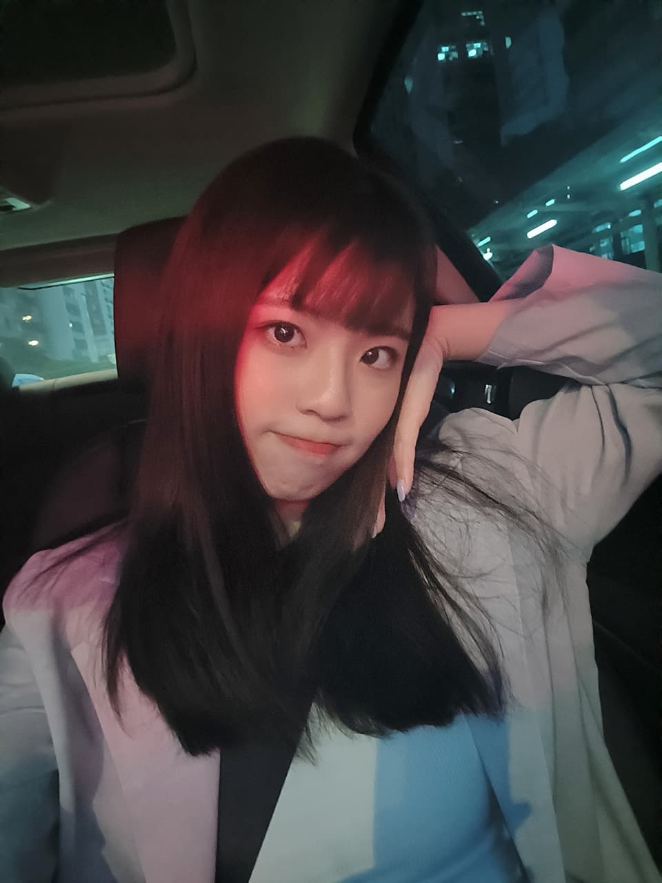 #廢文 意外的 Cyberpunk 風自拍...？ - 宇恩 yu_n (@yu_n0422) | Dcard