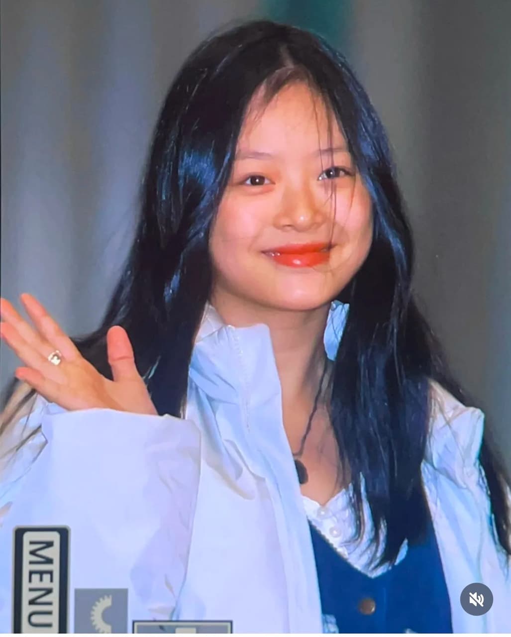 #詢問 Hanni的神秘訊息？？？ - 追星板 | Dcard