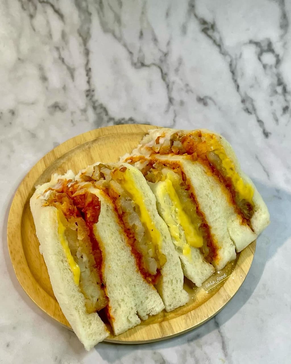 711也可以買到薯餅三明治了🥫🍅🧀🥔🥪 - cala (@cala_food) | Dcard