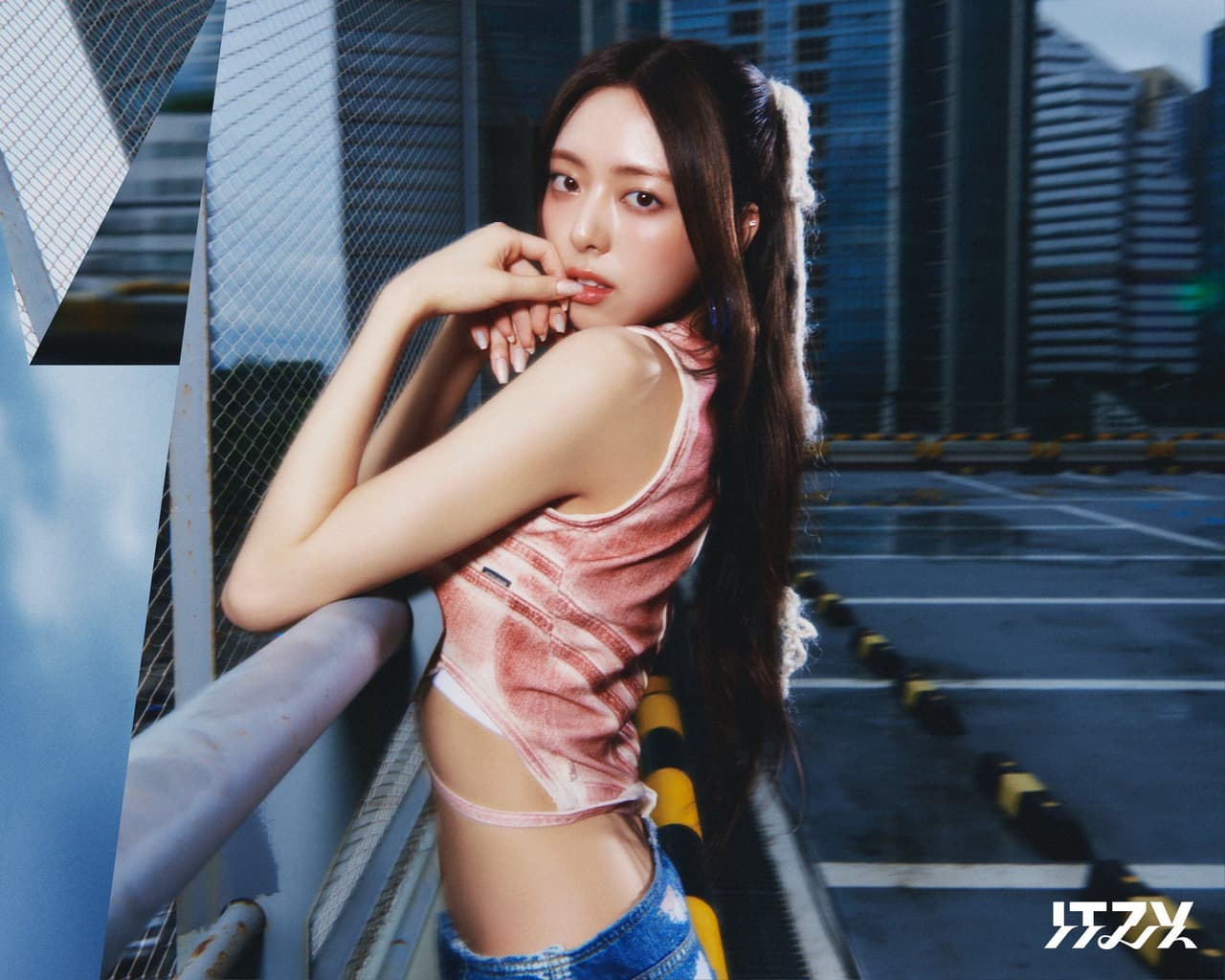 #分享 ITZY 專輯概念照 #4 - ITZY板 | Dcard