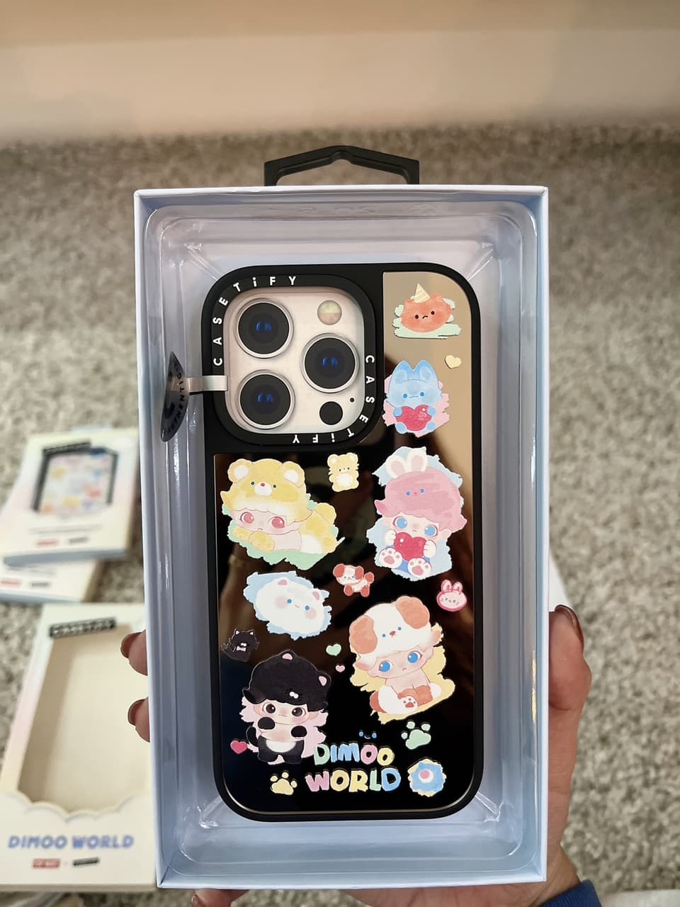 #開箱 新買的DIMOO x CASETiFY聯名手機殼 - 女孩板 | Dcard