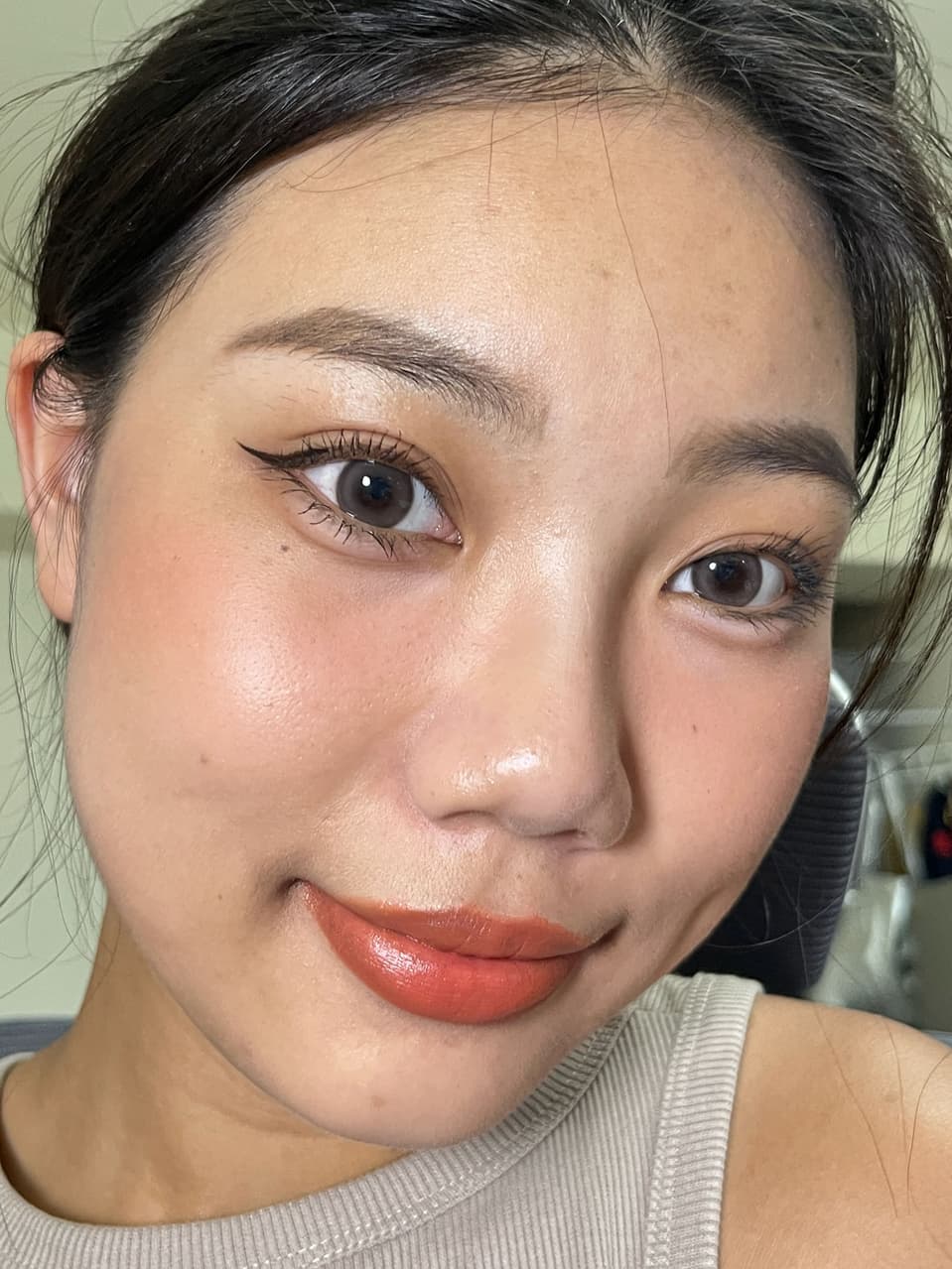 日常妝容&愛用分享·黑黃皮參考風格🌅 - 小彭 (@p3eng416) | Dcard