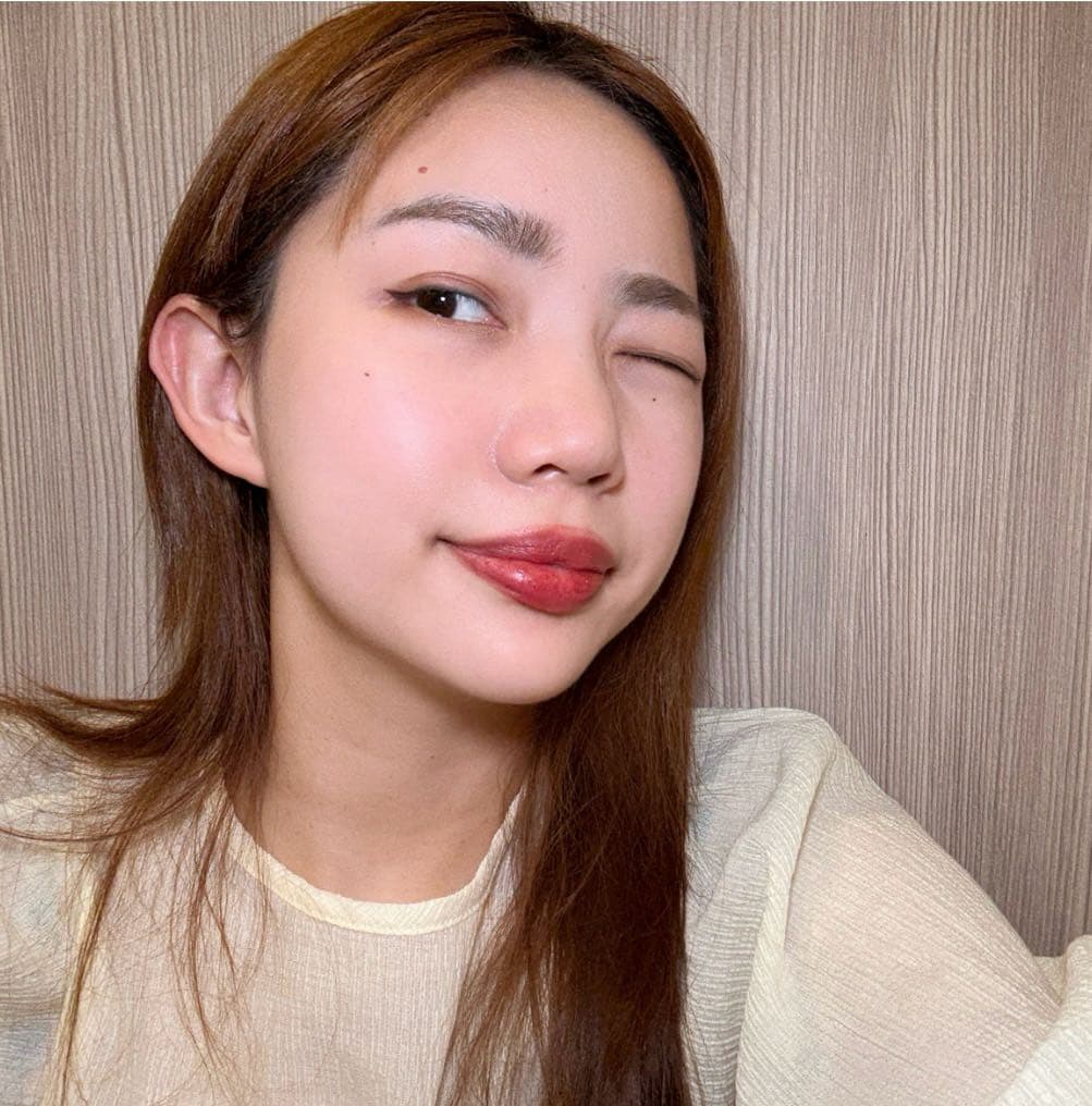 原來雙下巴是可以這麼簡單可以解決的！ - 菜鳥日誌 (@yy_mylife) | Dcard