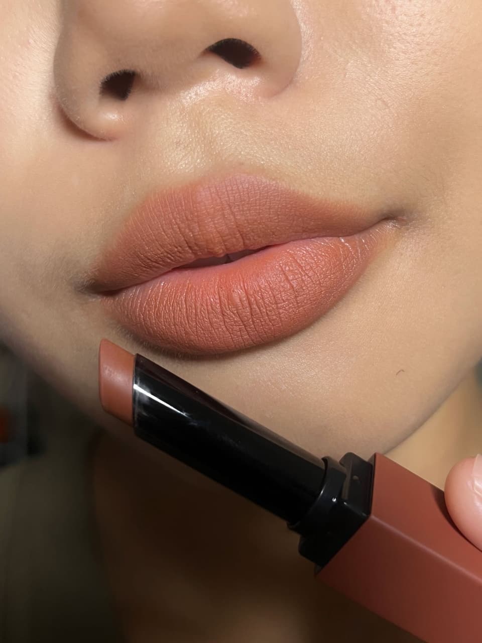 #試色 NARS 小方管 #101 NO ANGEl - 美妝板 | Dcard