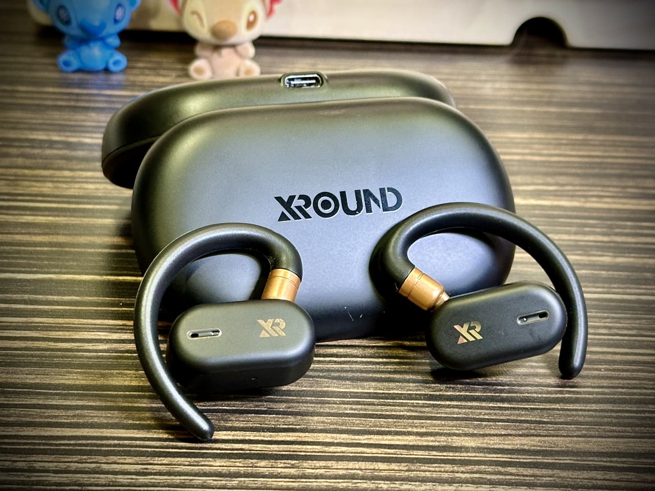 【開箱】XROUND TREK 自適應開放式耳機！用自研技術挑戰 Open Ear 市場 - 束褲3C團 (@suku3c) | Dcard