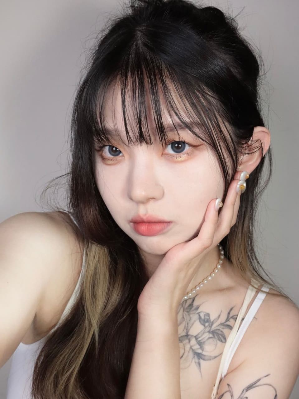 戴上後瞬間小3歲的日拋隱眼(///∇//) - 厭世少女𝘀𝘁𝗮𝗿 (@starfan) | Dcard