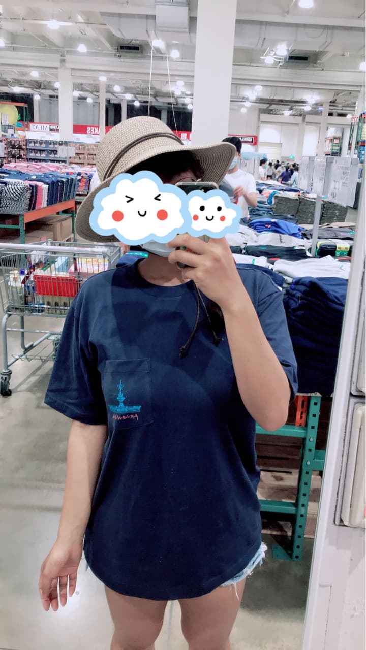 #分享 Gap跟六人行聯名經典T恤！ - 歐美影集板 | Dcard