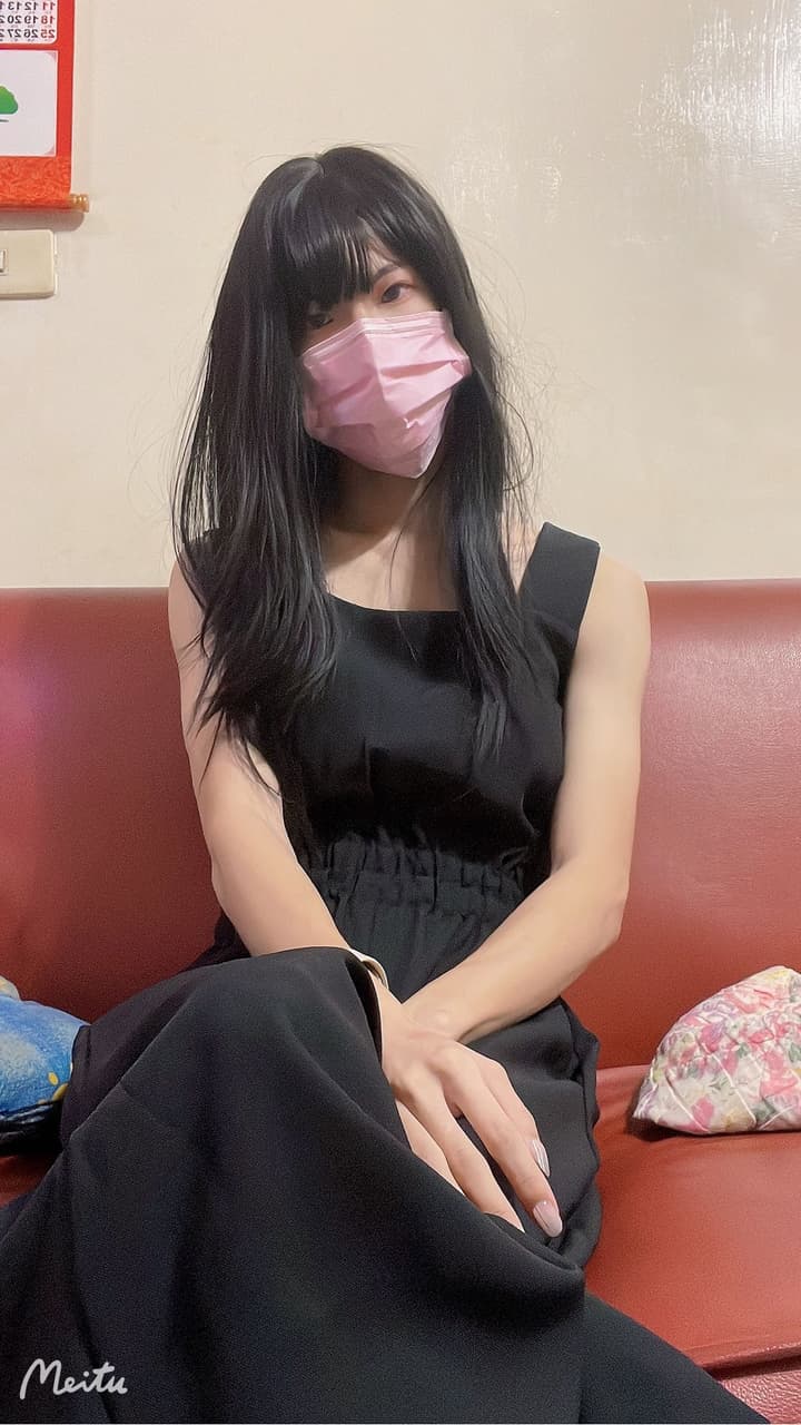 開頭像！！ 順便發點小困擾😞 - 雨萱 (@sixflower) | Dcard