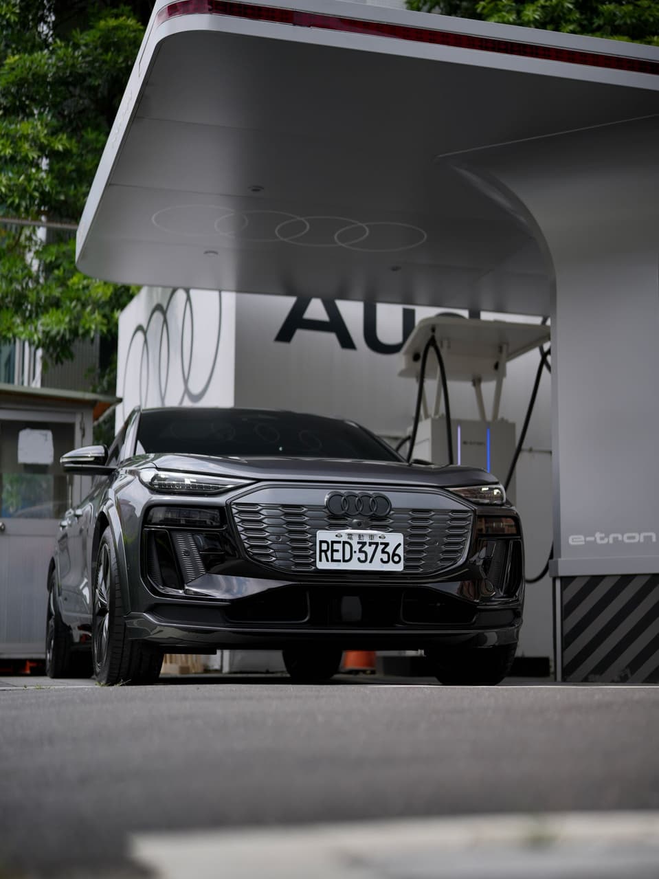 交車照片分享｜Audi SQ6 e-tron｜九次選擇，一路相伴 - 汽車板 | Dcard