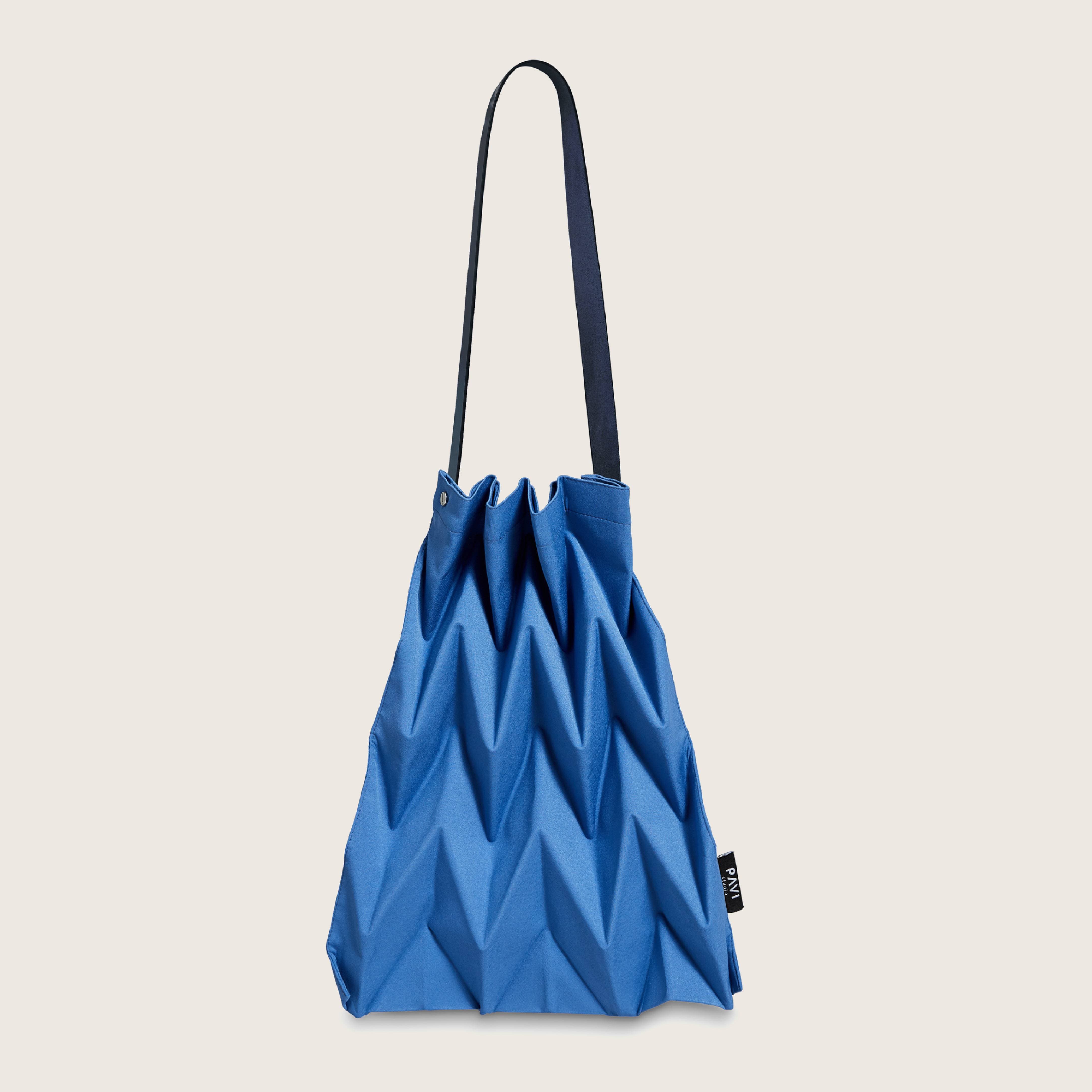 PAVI STUDIO｜折疊肩背包 - 穿搭板 | Dcard 好物研究室