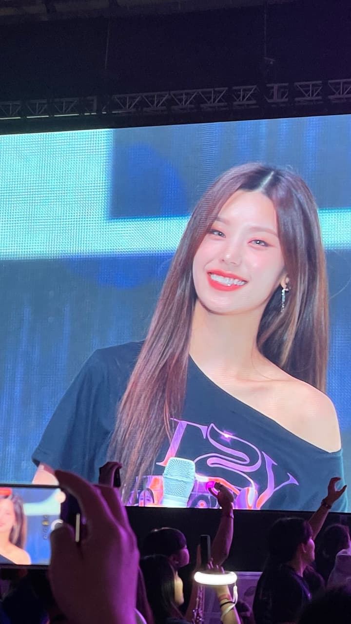 #分享 香港場影片分享 - ITZY板 | Dcard