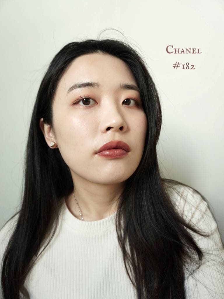 #試色 Chanel雙頭唇釉大踩雷！！#174、#182開箱 - 美妝板 | Dcard