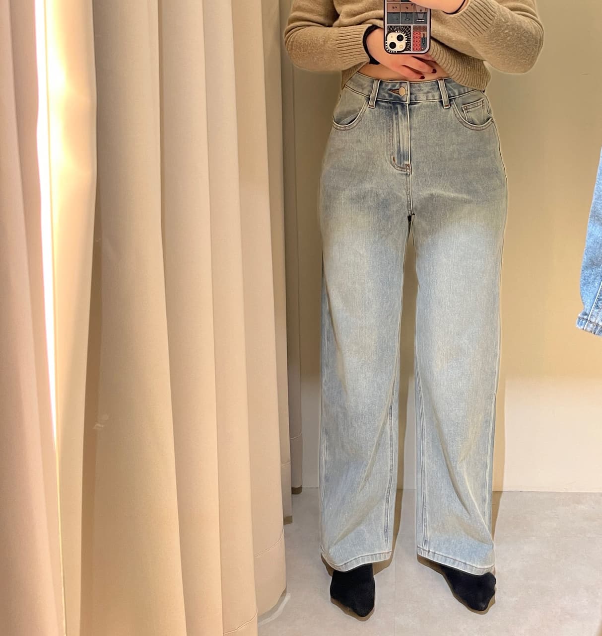 #我要賣 已無）全新 bello 70 魔鬼牛仔褲 - 二手交易板 | Dcard