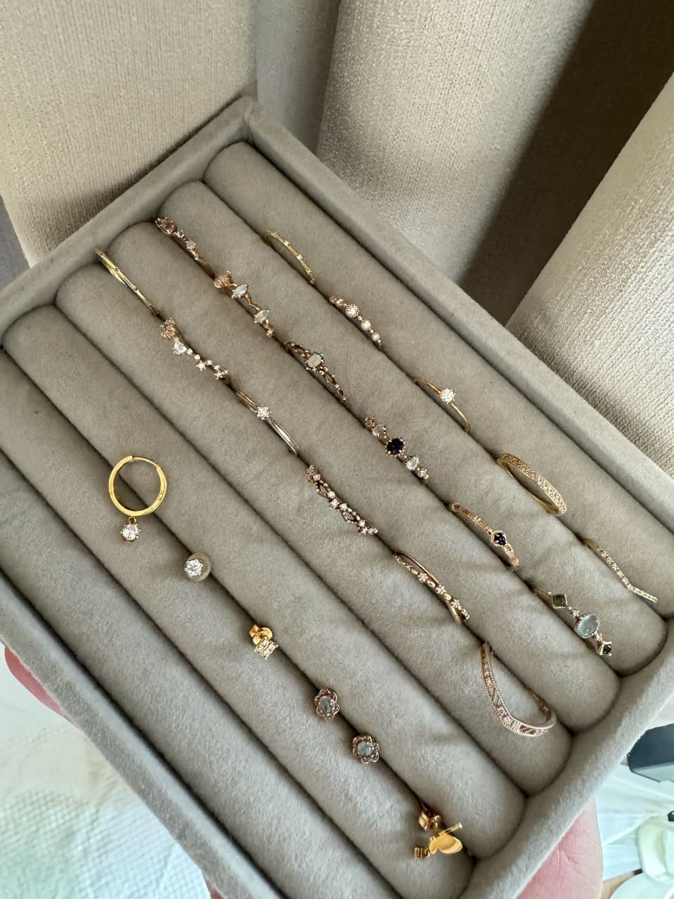 #我要賣 agete nojess ahkah 10k 18k飾品 - 二手交易板 | Dcard