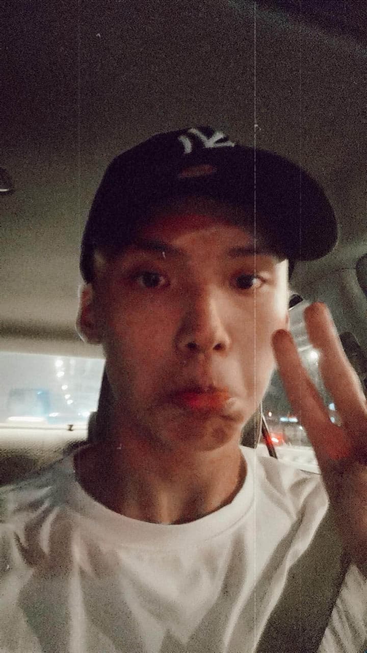 幫朋友代發（23Y) - 長相請益板 | Dcard