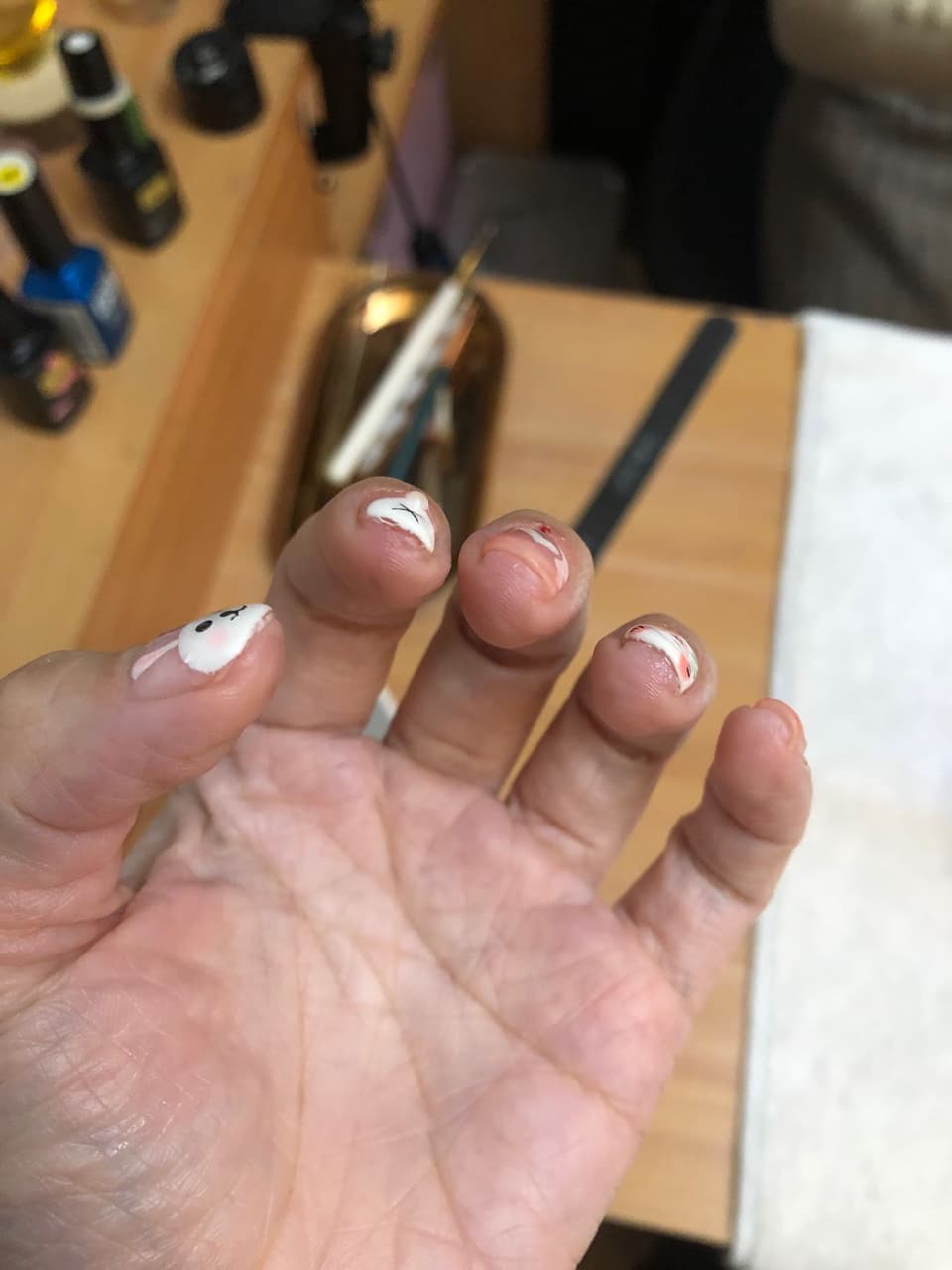 黑特 糟糕的美甲模特經驗 美甲板 Dcard
