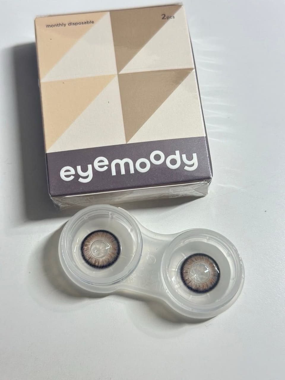清冷氣質隱眼>> eyemoody月拋 - 隱形眼鏡板 | Dcard