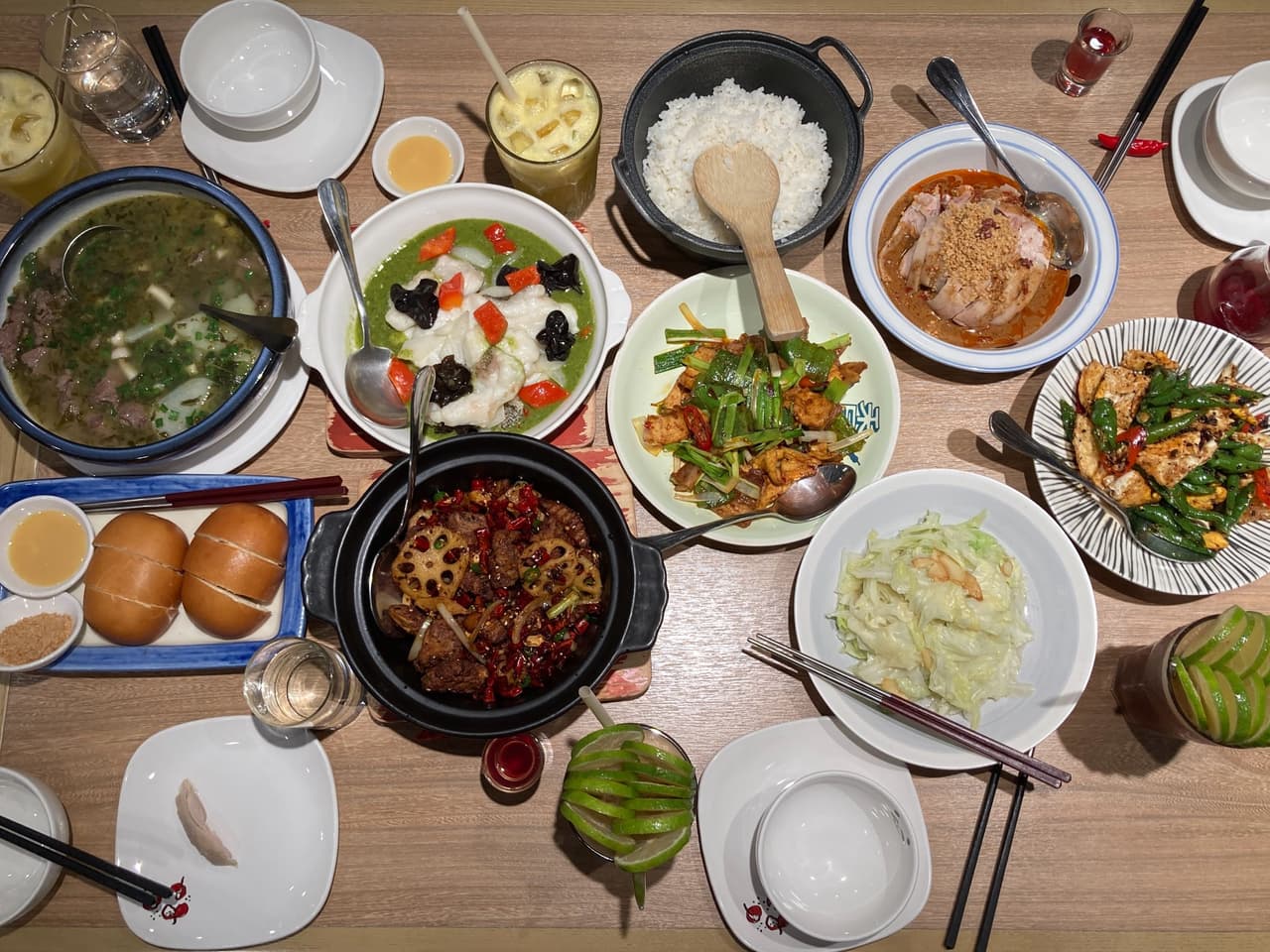 生日月食記-開飯川食堂秋季新菜分享，大推香而不膩的中式餐廳! - 木木 (@dmlu) | Dcard