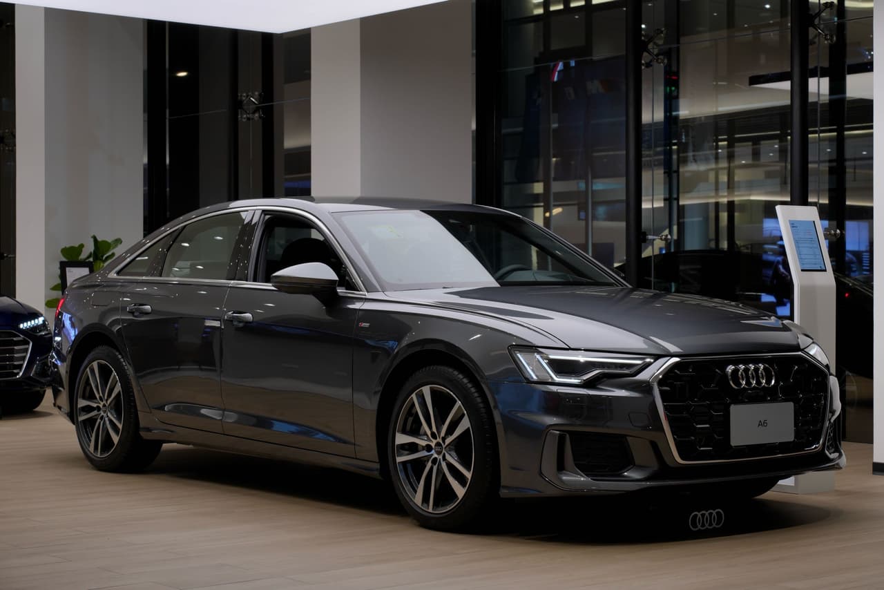 A6 Sedan 40 TFSI S line｜珍珠鋼鐵灰 Daytona Grey 6Y｜實車分享 - 汽車板 | Dcard